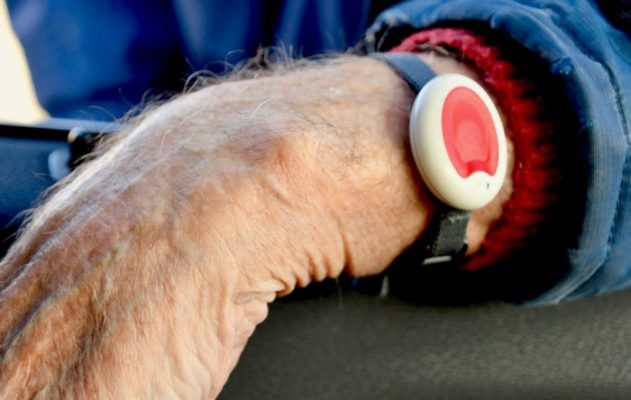 Best Fall Alert Systems for Seniors - Comparisonsmaster