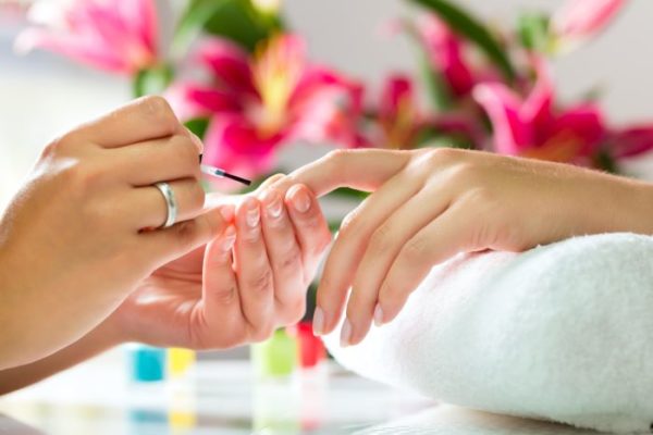 Top 4 Trending Types of Manicure for Seniors - Comparisonsmaster